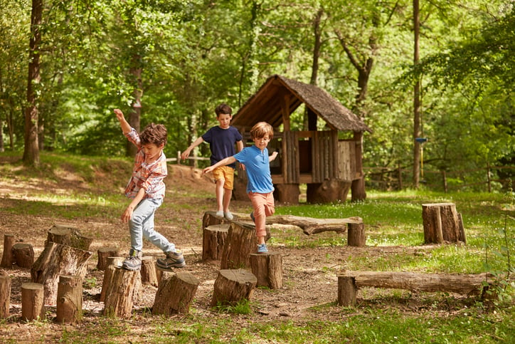 Activités de plein air pour le développement moteur et sensoriel | myKelly