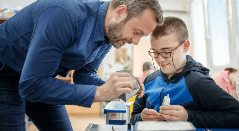 School paraprofessional job description, duties, and responsibilities ...